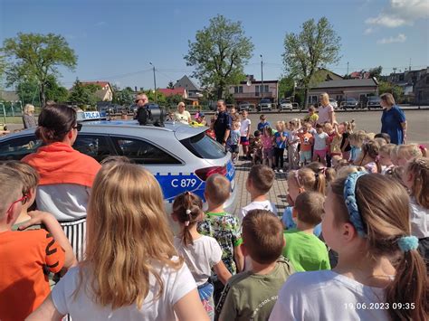 Moje Bezpieczne Wakacje Spotkanie Z PolicjantamiMoje Bezpieczne