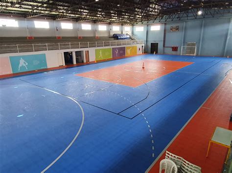 Quadra do Ginásio Joval de Paula Souza ganhou novo piso e já recebeu