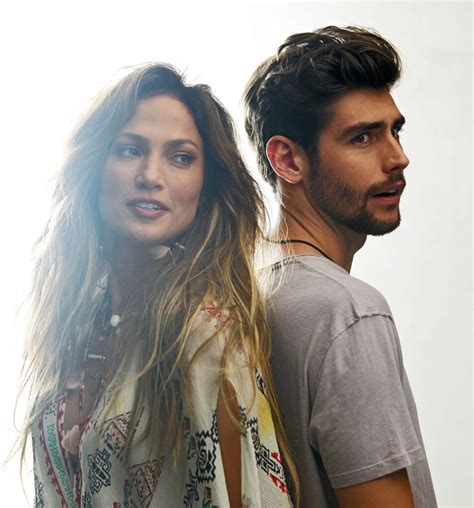 Alvaro Soler E Jennifer Lopez El Mismo Sol Diventa Un Duetto TV