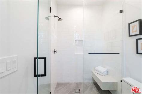 735 Iliff St Pacific Palisades CA 90272 MLS 22 227799 Redfin
