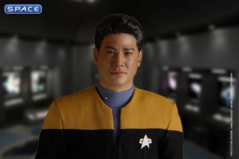 1 6 Scale Ensign Harry Kim Star Trek Voyager