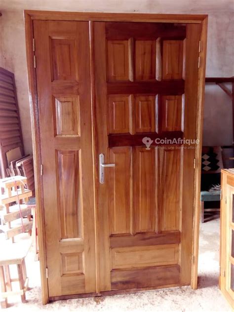 Meubles Porte en bois djibouti neufs et occasions au Sénégal