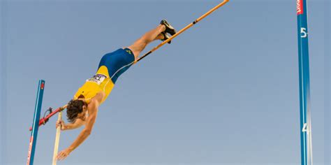 VIDÉO Armand Duplantis bat encore le record du monde du saut à la