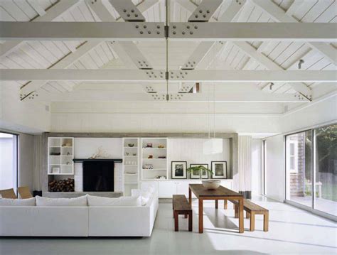 38 Stunning Interior Living Spaces With Exposed Ceiling Trusses