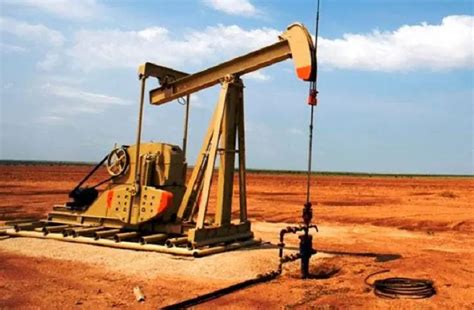El petróleo de Texas abre con una bajada del 2 09