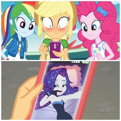 Twilight Sparkle And Applejack Kiss