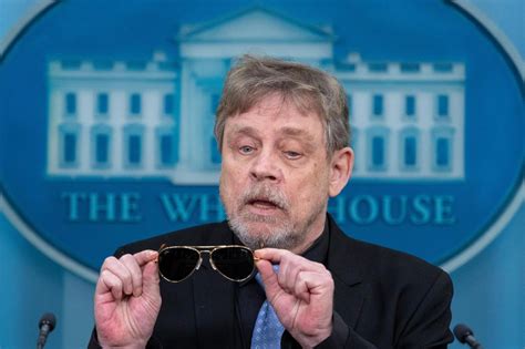 ‘star Wars Actor Mark Hamill Drops By White House For A Visit With ‘joe Bi Wan Kenobi The
