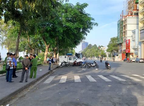 Mâu thuẫn lúc nửa đêm 1 người bị đâm tử vong