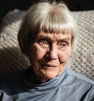 Torrie Granny Telegraph