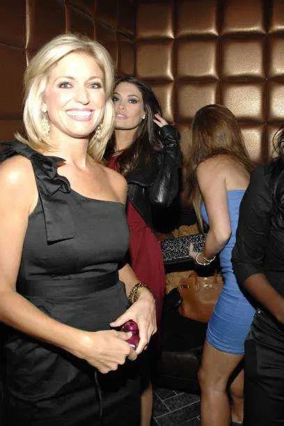 50 Ainsley Earhardt Bikini Pictures Hot Sexy Inbloon