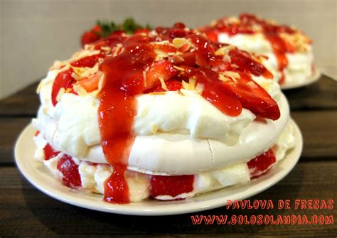 Pavlova de fresas Golosolandia Recetas y vídeos de postres y tartas