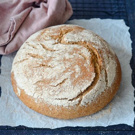 Landbrot Rezept für ein rustikales Vollkornbrot ohne Sauerteig
