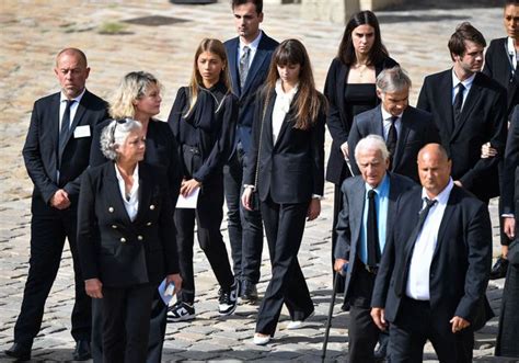 Mort de Jean Paul Belmondo pourquoi Alain Delon nétait pas présent