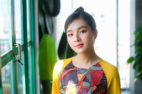 Bích Ngọc em gái Nam Hương vị tình thân Vào TP HCM tôi phải