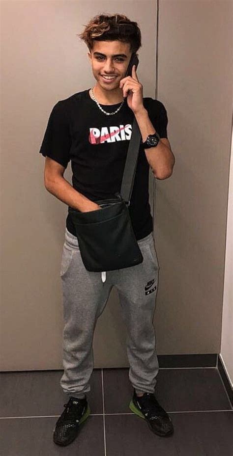 Pin On Beau Mec Ado