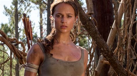 Alicia Vikander On Becoming Lara Croft Her Favorite Tomb Raider Game