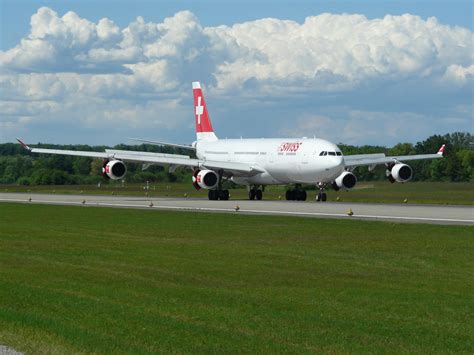 HB JMH Swiss Airbus A340 Zurich 18th May 2011 3 Tim Flickr