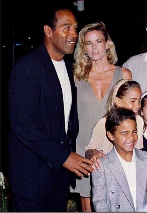 Muere O J Simpson El papá de las Kardashian fue quien lo defendió