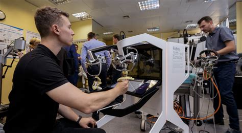 Eksperci automatyzacja i robotyzacja kluczem do przyszłości medycyny