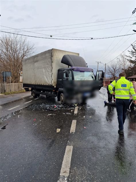 Acum Trafic dirijat pe DN2E85 în Cioranca Pieton de 65 ani si