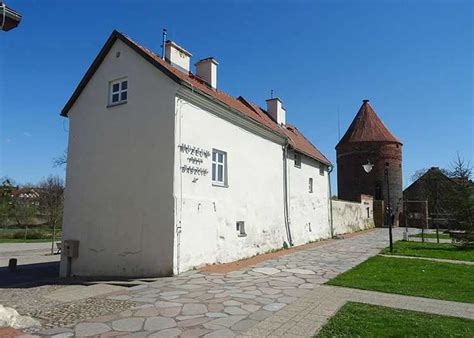Muzeum Dobre Miasto Ciekawostki Zabytki Atrakcje Sadurski