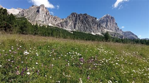Fotogalerie Pohodová túra k Cinque Torri Vyschlé Lago Limedes č