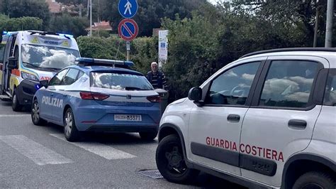 Malore Fatale Mentre Passeggia Sulla Spiaggia Anziana Teatina Trovata