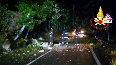 Frana Castiglione Chiavarese Quando Riapre La Strada Del Colle Di