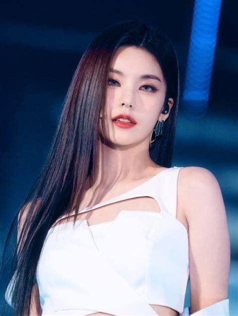 Top 10 idols femininas da quarta geração do K Pop mais influentes na