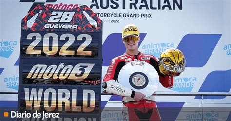 Izán Guevara campeón del mundo de Moto3