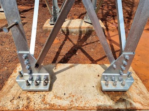 Construção da subestação da fundação da torre de decolagem de alta