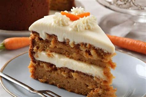 Aprenda A Fazer Um Delicioso Bolo De Cenoura Cremoso Cobertura Tipo