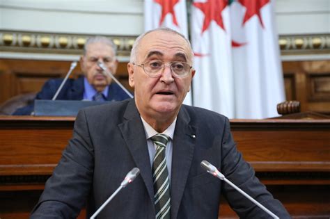 Conseil de la nation Faid présente le texte de loi de finances 2024