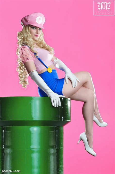 Jennifer Van Damsel Super Mario Princess Peach Naked Cosplay Asian
