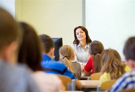 Pensje Nauczycieli Ile Zarobi Nauczyciel Gazeta Lubuska