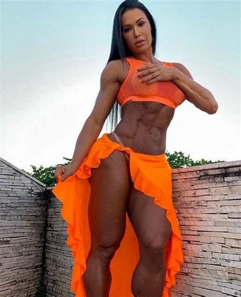 Nudes de famosas Gracyanne Barbosa peladinha em fotos Xvídeos Porno