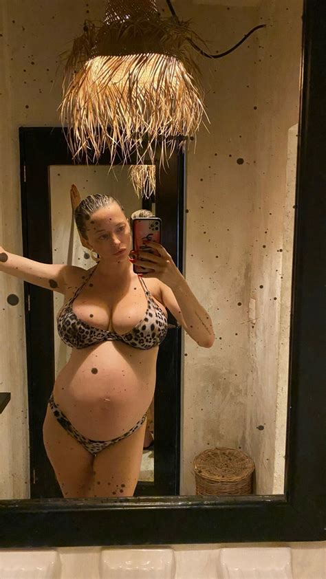 Caroline Vreeland Carolinevreeland Nude OnlyFans Leaks 6 Photos