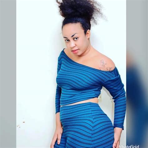 Photos Nafissatou Kebe Exhibe Fi Rement Ses Rondeurs
