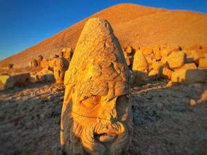 The Mystery Of Mount Nemrut Turkiye Explorer Genes