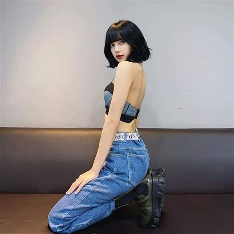 Lalisa Manoban 리사 🇹🇭🇰🇷はinstagramを利用しています「omg Sexy Girl😮 Blackpink 블랙핑크 리사 Lisa