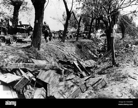 Zerst Rter Russischer T Panzer Fotos Und Bildmaterial In Hoher