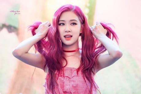 Descubrir 98 Imagen Rose Blackpink Red Hair Viaterra Mx