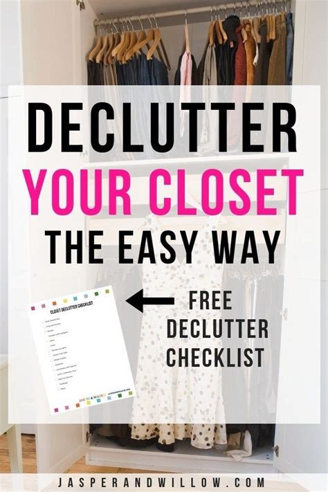 the easiest way to declutter your bathrooms with free