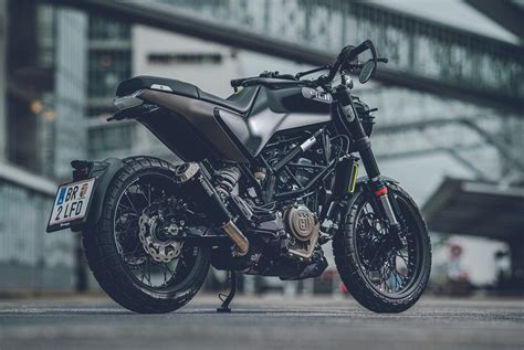 Husqvarna Svartpilen Guide Total Motorcycle