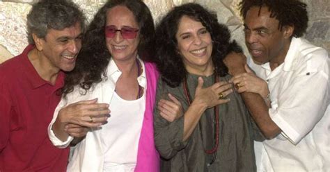 Em homenagem a Gal Costa Canal Brasil exibe o documentário Os Doces