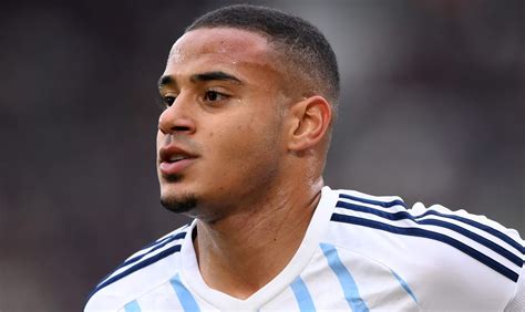Zagueiro Revelado Pelo Corinthians Entra Na Mira De Gigantes Europeus