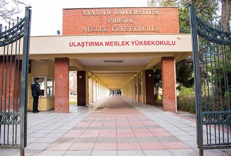 Eskişehir Teknik Üniversitesi Fakülteleri ve Bölümleri Eskişehir