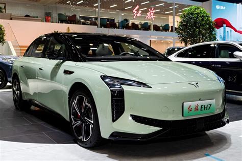 Chinese Car Brand Hongqi To Launch EH7 Electric Saloon In Europe EVMagz