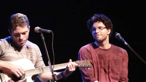 EGO Rodrigo Fragoso irmão de Thiago Fragoso lança CD solo