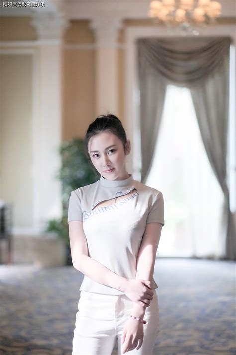 95后美女演员孙若淇最新清纯写真流出太美太自然 搜狐大视野 搜狐新闻